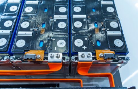 Why Do Lithium Batteries Catch Fire? Causes & Reducing Risk